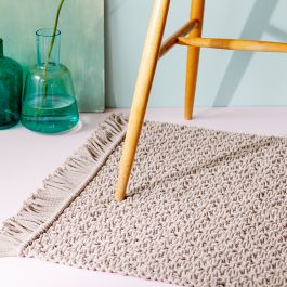 Free pattern: Leinikki Macramé Rug | Lankava Yarn House