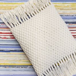 Free pattern: Macrame cushion | Lankava Yarn House