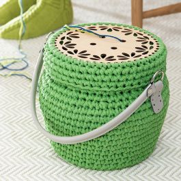 Free Pattern: Crochet Yarn Holder | Lankava Yarn House